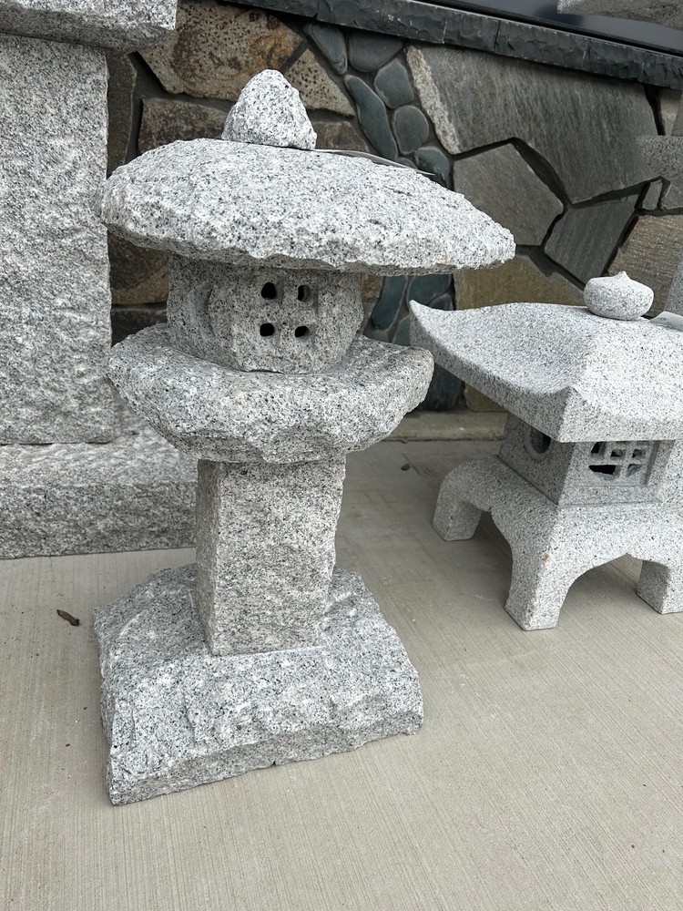 Hermit Lantern | Japanese Stone Lanterns & Basins