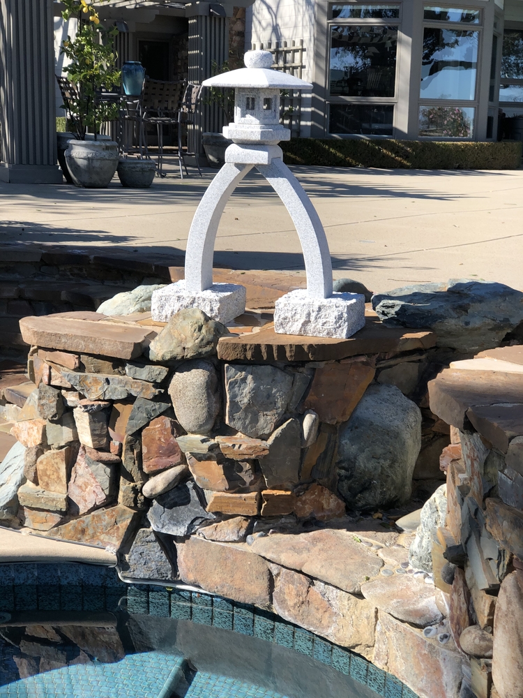 Kotoji | Japanese Stone Lanterns & Basins