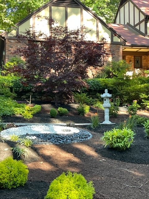 SANGATSU DO | Japanese Stone Lanterns & Basins