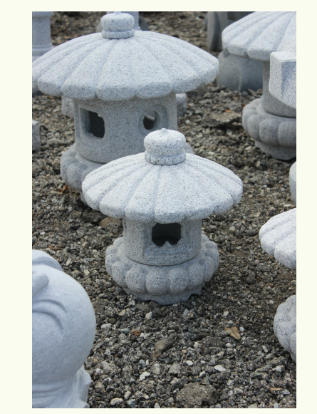 MISAKI (LOTUS FLOWER ROOF) | Japanese Stone Lanterns & Basins