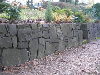 Black Basalt Wall Rock | Building Stone